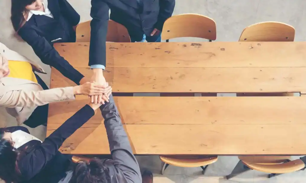 7 Keys to Silos for Digital Marketing ROI - Social Firm